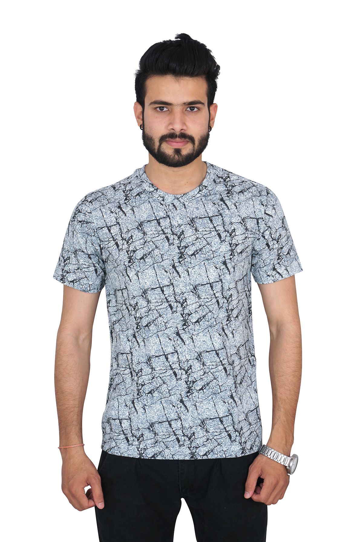 carbon basics Cotton Lycra Black Printed T-Shirt - Buy carbon basics ...